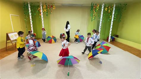 ОРКЕСТР ПАРАСОЛЬОК • середня група • - YouTube