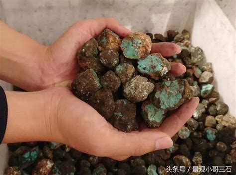 想知道正規綠松石是如何開採的嗎趕緊跟我進礦洞來看一下吧 每日頭條