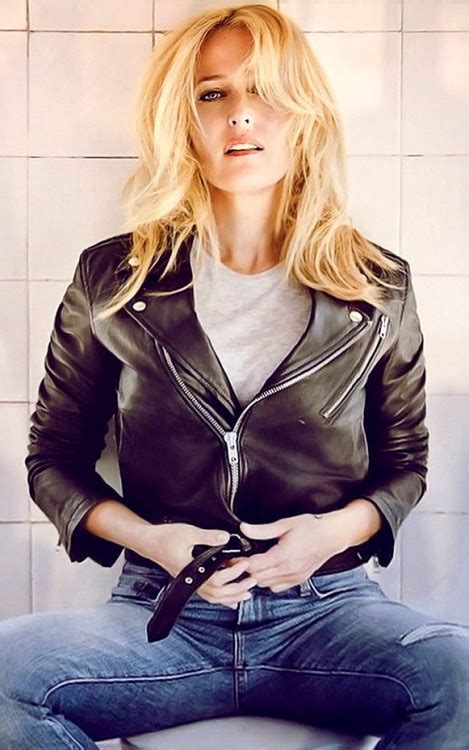 Gillian Anderson Tumbex