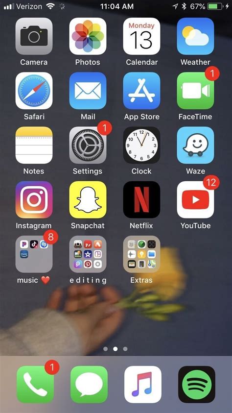 iphone screen layout