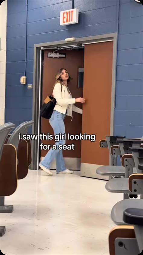 Flutter App Ui Design Redesigning 🍀 Follow Me For