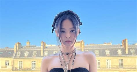 블랙핑크 제니 언더붑 패션 셀카 사진 및 젠틀몬스터 화보