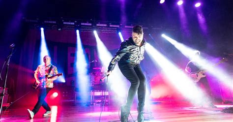 Neon Trees Light Up Prochnow Auditorium For Favorite Daze Tour
