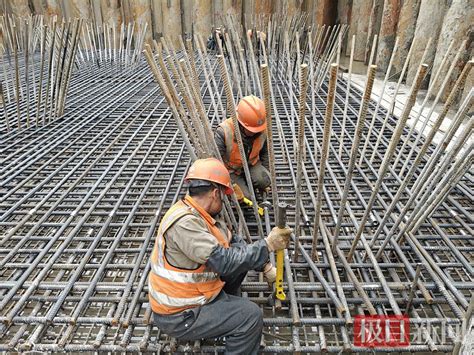 “五一”不停工，武汉六环线项目铆足干劲施工 新华网
