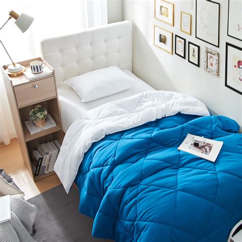 Trendy Reversible White And Blue Twin Xl Comforter True Extra Large