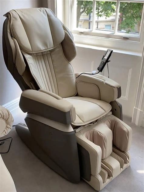 Delivery Fujiiryoki Massage Chais Full Body Massage Chair