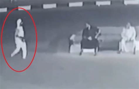 این مرد خانواده خود را با کلاشینکف به رگبار بست عکس و جزئیات همشهری