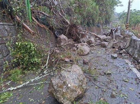 豪雨加上地震鬆動！六十石山道路崩成孤島 遊客勿上山 自由電子報 Line Today