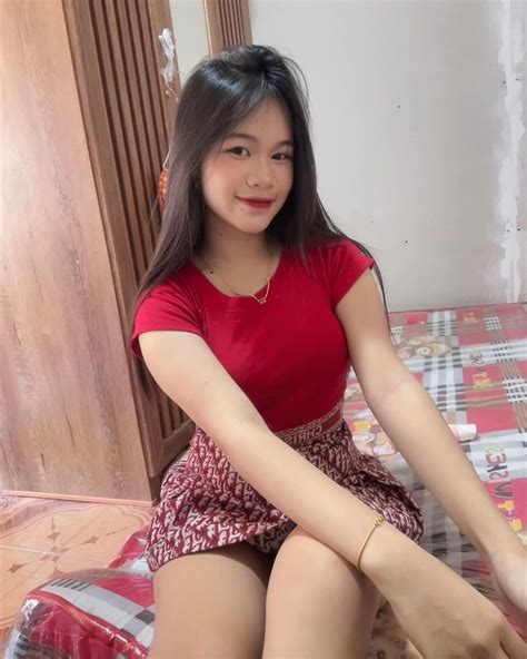 เมย์ เมย์ Added A New Photo