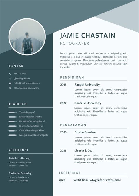 Gratis Desain Contoh Biodata Canva