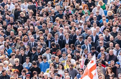 ქართული 17 მაისი ოჯახის სიწმინდისა და მშობლების პატივისცემის დღე Facebook