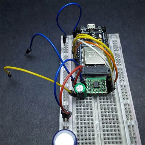 Wireless Audio Signal Generator Using CS And ESP ReFab Tech