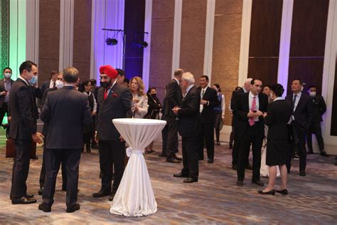 БОАЖ ЫН САЙД Б БАТ ЭРДЭНЭ МУ Д СУУГАА ЭЛЧИН САЙД ОУБ ЫН СУУРИН ТӨЛӨӨЛӨГЧИДТЭЙ САНАЛ СОЛИЛЦОХ