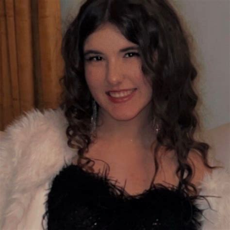 Summer Summerfayee Snapchat Stories Spotlight And Lenses