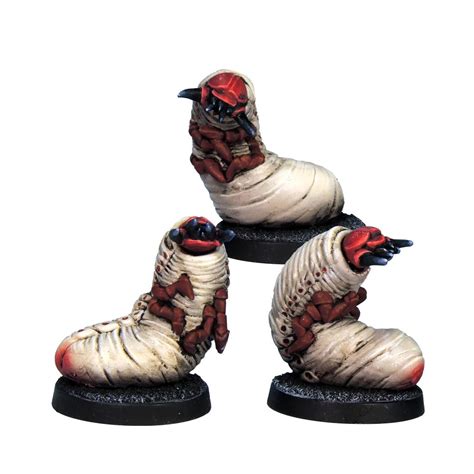 Buy 7tv Giant Maggots Crooked Dice Miniatures Games