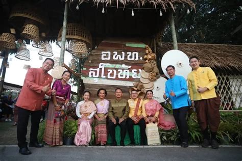 สมศักดิ์ ปลื้มคนร่วมงานลอยกระทงสุโขทัย 2566 วันแรกครึ่งแสน ยอดจองโรงแรม 80