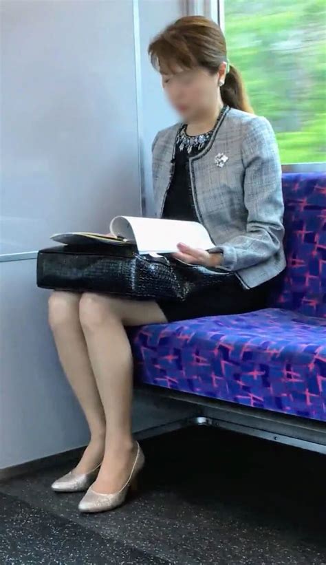 素人ファッションモデル画像集おしゃれまとめの人気アイデアPinterestゆっくん 女性用スーツ 中年女性 女性スーツ