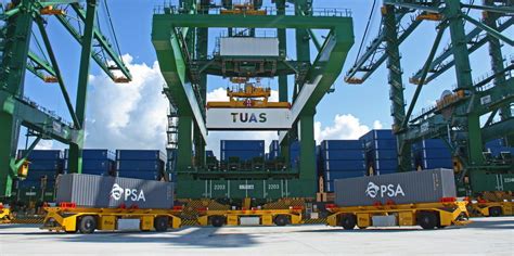 Singapore Pm Lee Turns Stevedore At Opening Of Worlds Largest Fully Automated Container Port