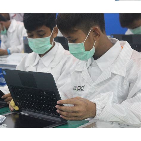 Smk Budi Utomo Gelar Sertifikasi Untuk Siswa Axioo Class Program Smk Budi Utomo