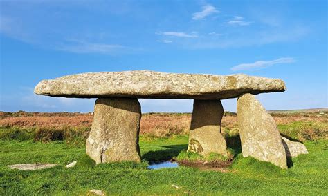 Megaliths Explained Menhirs Dolmens Stone Circles I The Art Newbie