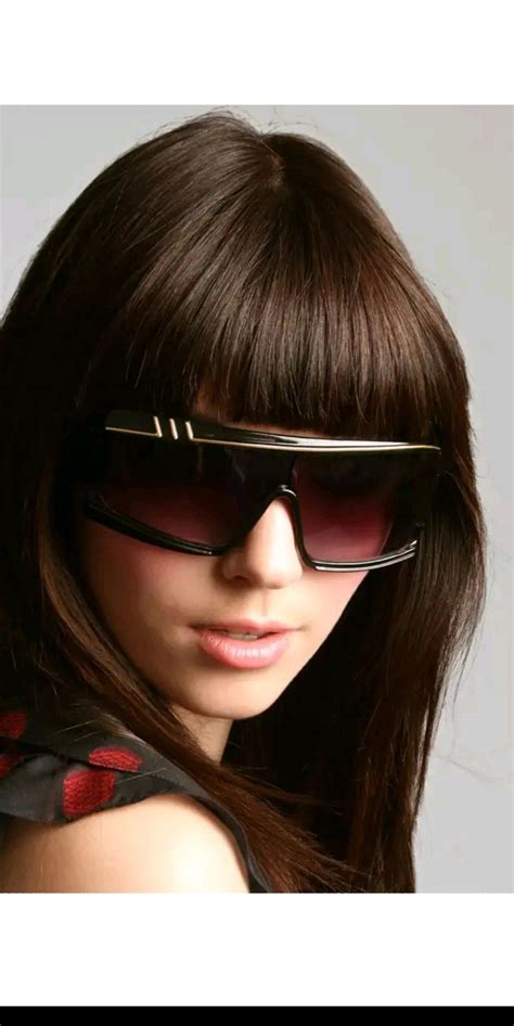 Девушка с каре в солнечных очках 54 фото