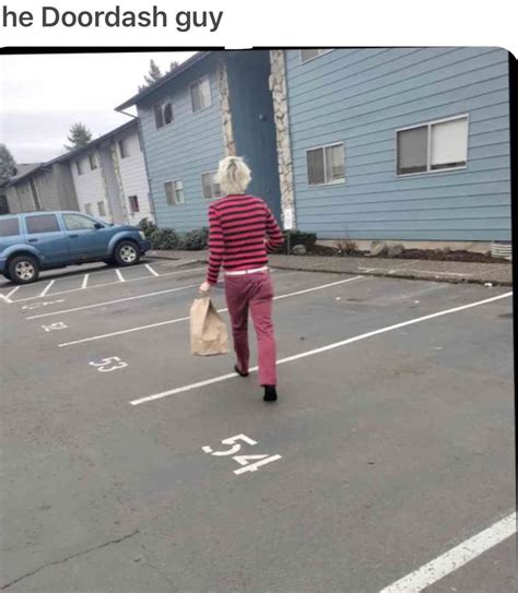 Hey She May Have Found A Door Dash Job Isnt That Her 🥴🤣 Rtalynngracee