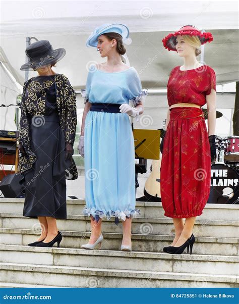 Vintage Women Fashion