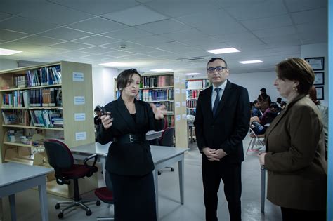 ბ ბათუმის შოთა რუსთაველის სახელმწიფო უნივერსიტეტი B S U