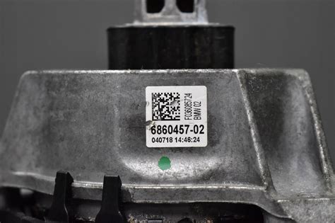 6860457 Bmw G11 G15 G16 G30 F90 G05 подушка двигуна ліва купити на