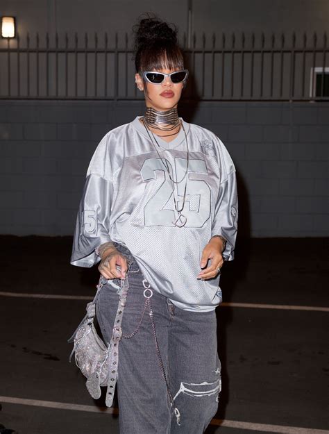 Rihanna Outfits Tumblr