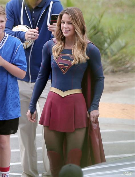 Supergirl Set Photos In Los Angeles Melissa Benoist Filmofilia