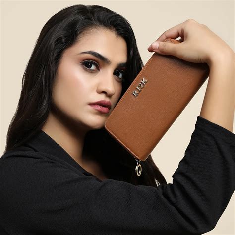 Ri2k Women Genuine Leather Tan Zip Around Purse Phenav