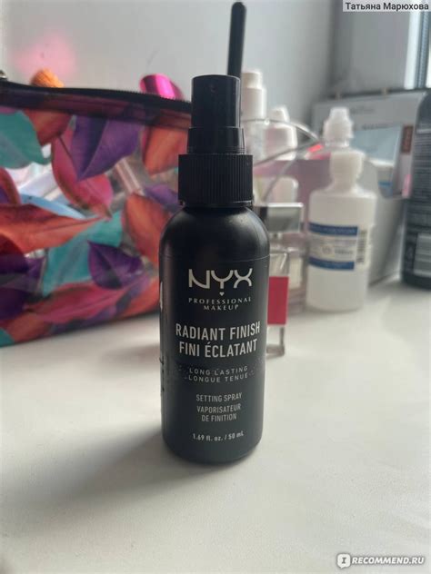 Спрей для фиксации макияжа NYX Professional Makeup Спрей-фиксатор ...