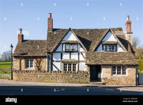 A Classic Stone Cottage In Historic English Village Of Lacock In Wiltshire England Uk Stock