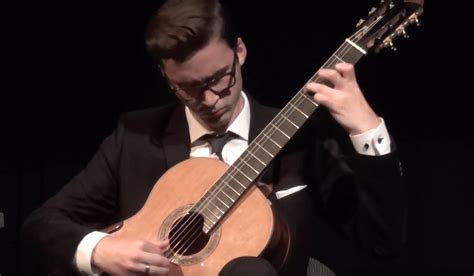 Tim Beattie Plays Elogio De La Guitarra By Rodrigo This Is Classical Guitar