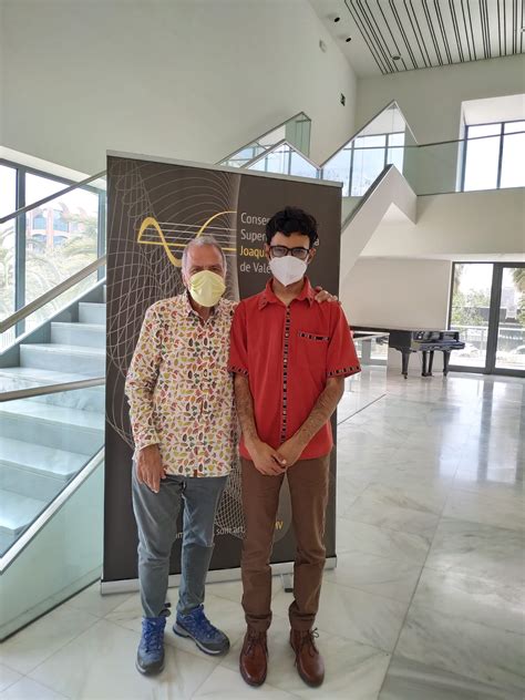 Leonardo Leonardo Serrano Pianista Y Compositor