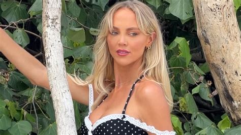 Annie Knight Shares Biggest Glow Up Of All Time With Adorable