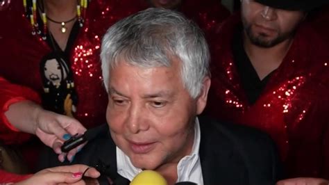 Mitzy Celebra 50 Años Como Diseñador Y Extraña Presencia De Maribel Guardia