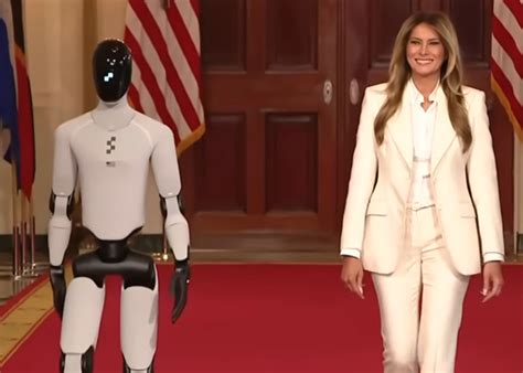Melania Trump Confidant Shared First Ladys Secret Letters That Left