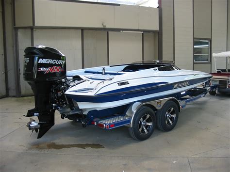 The Fastest Single Engine Outboard Boats You Can Buy Right Now — Wave
