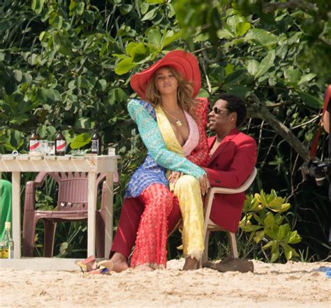 Beyonce And Jay Z On The Beach In Jamaica March 2018 • Celebmafia