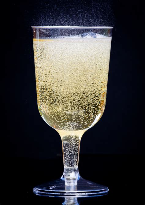 무료 이미지 액체 포도주 화이트 축하 휴일 낭만적 인 마실 것 음주 크리스마스 자료 알코올 칵테일