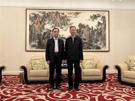 驻瑞典大使崔爱民会见中核集团访瑞代表团合作核技术科技