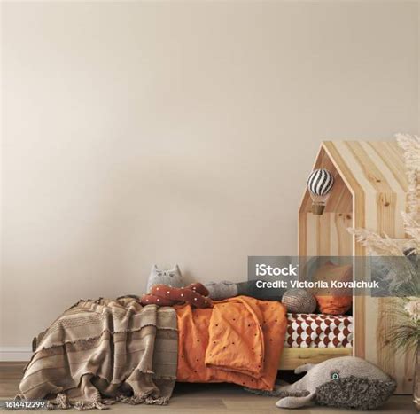 아이 방 내부의 모형 베이지색 벽 인테리어 디자인 스칸디나비아 스타일 큰 장난감 캔버스 침구 3d 렌더링 고품질 3d 그림 0명에 대한 스톡 사진 및 기타 이미지 Istock