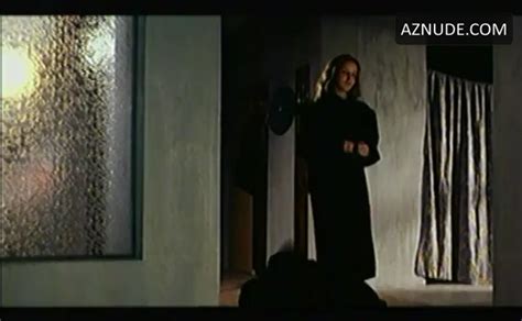 Agnieszka Wlodarczyk Breasts Scene In Sara Aznude