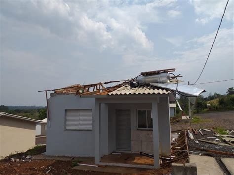 Notícias Comunitária 879 Fm