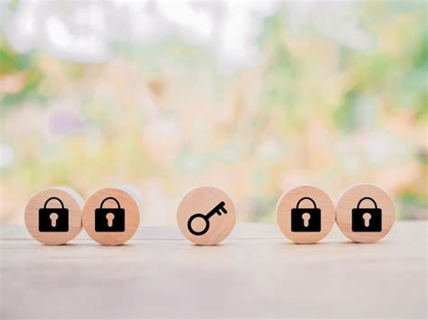 Premium Photo Key For Finding Solutions Concept Business Problem