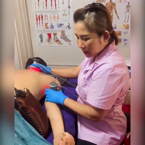 ខ្មែរ ចិន ទំនើប ធ្វើចលនា និងសម្រួលសរសៃ Phnom Penh