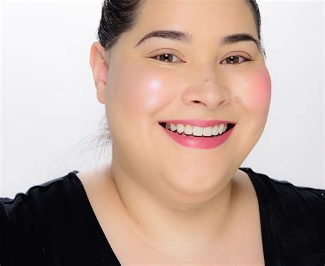 Glamlite Scooby Doo 1 Highlighter Review Swatches