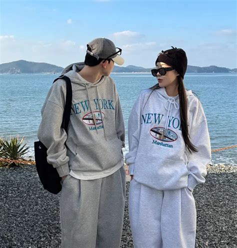 자수고퀄 3컬러세트가능 남녀공용 맨해튼 후드티 고퀄리티 봄신상 커플후드 벌룬 와이드팬츠 트레이닝 세트 봄 가을 겨울 쭈리 후드 커플룩 시밀러룩 꾸안꾸 데일리 캠퍼스룩